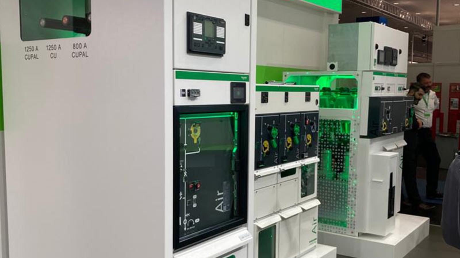 SF6-free MV: Schneider Electric in LifeSF6free program | Schneider Electric